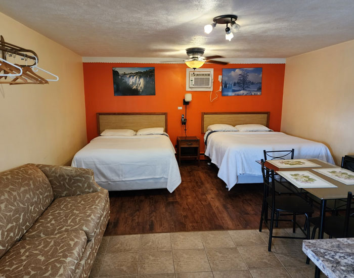 Gallery Sun Parlor Motel Room Bookings Leamington, ON